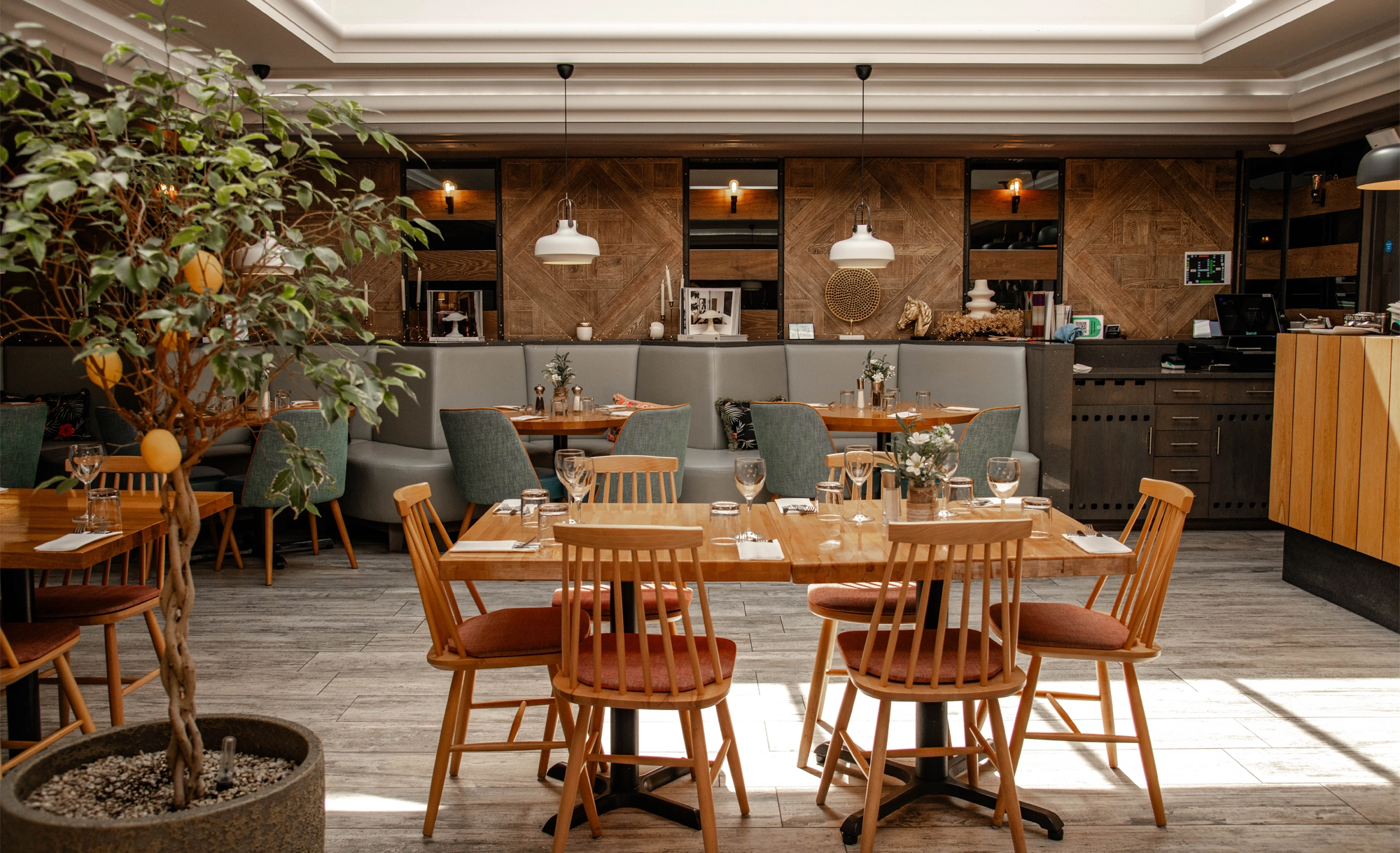 Flavors of Italy, Heart of Fleet - Bella Capri Fleet Restaurant